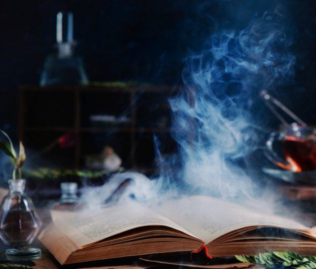 4 Easy Magic Spells For Manifestation - Manifestation Magic